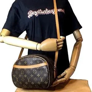 Louis Vuitton | Bags | Louis Vuitton Monogram Blois Shoulder Bag Comes ...